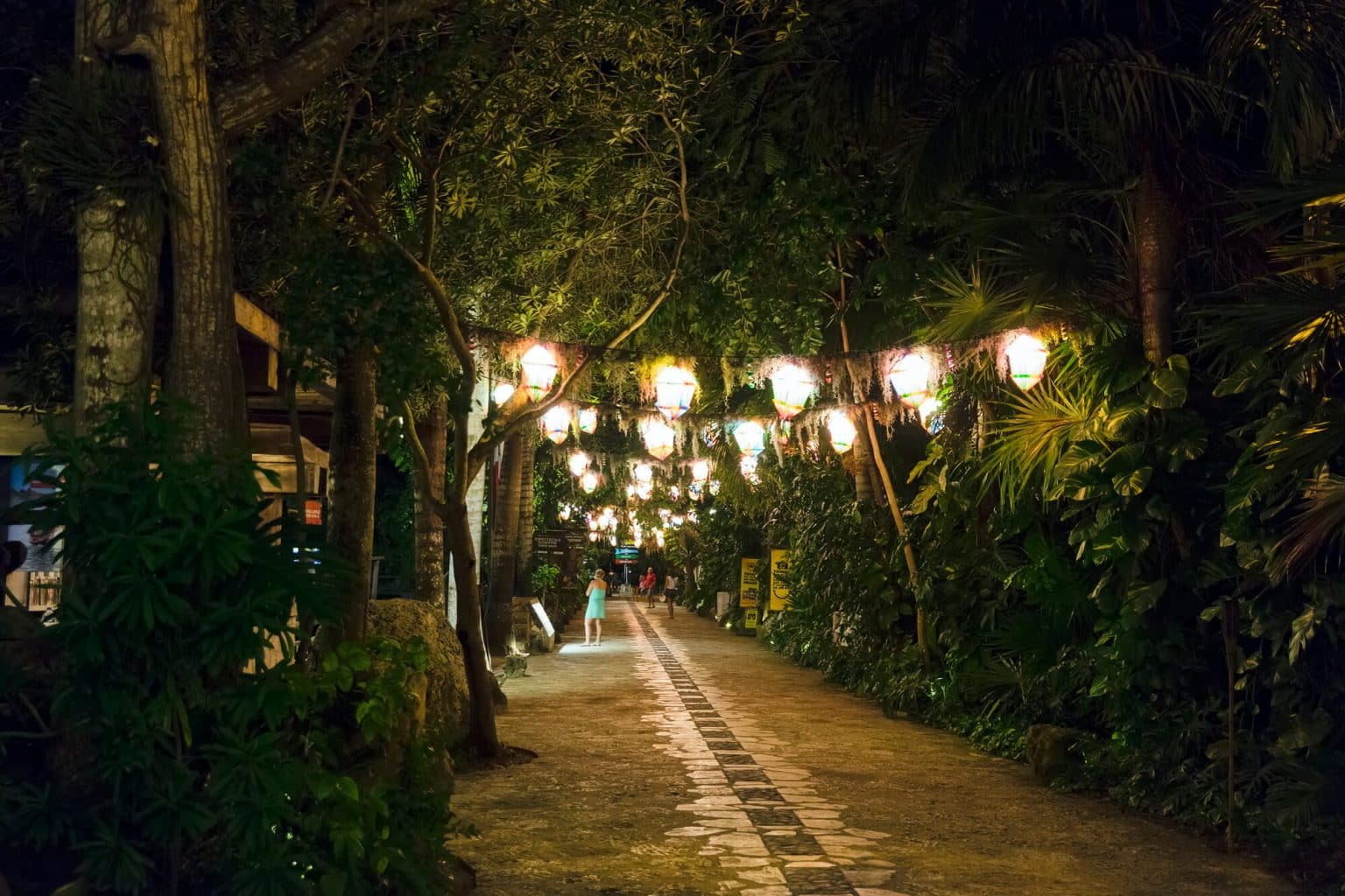 Pathway Lighting Service New Orleans | Big Easy Lighting